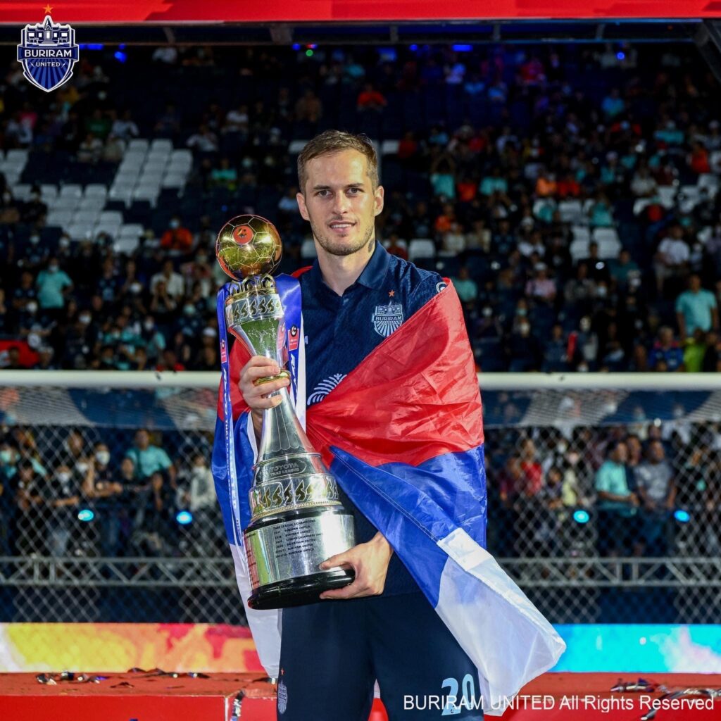 Goran Causic in team of the season 2022/23 of Thai League - GDM Sport